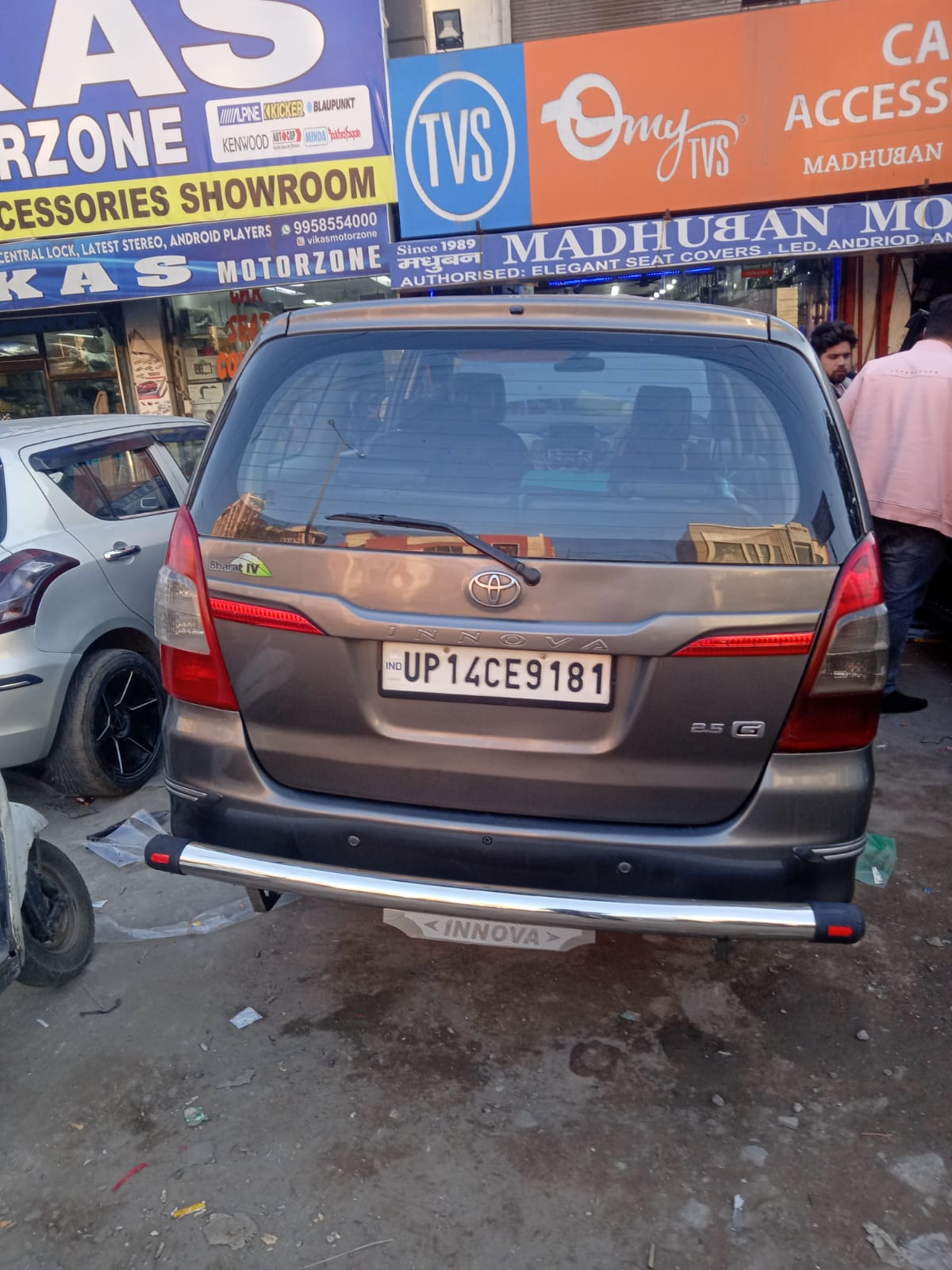 2.5 G4 2014 Diesel 8 Seater – India Car Wale